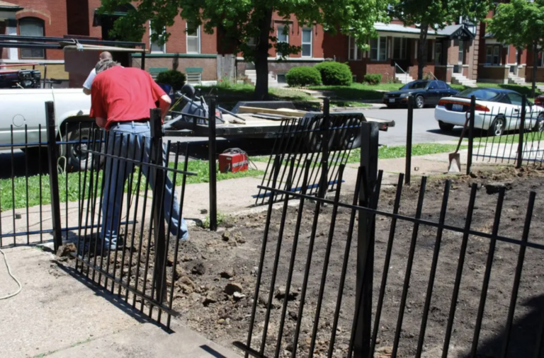 Aluminum Fences DIY: 2026 Installation Guide | Read Now